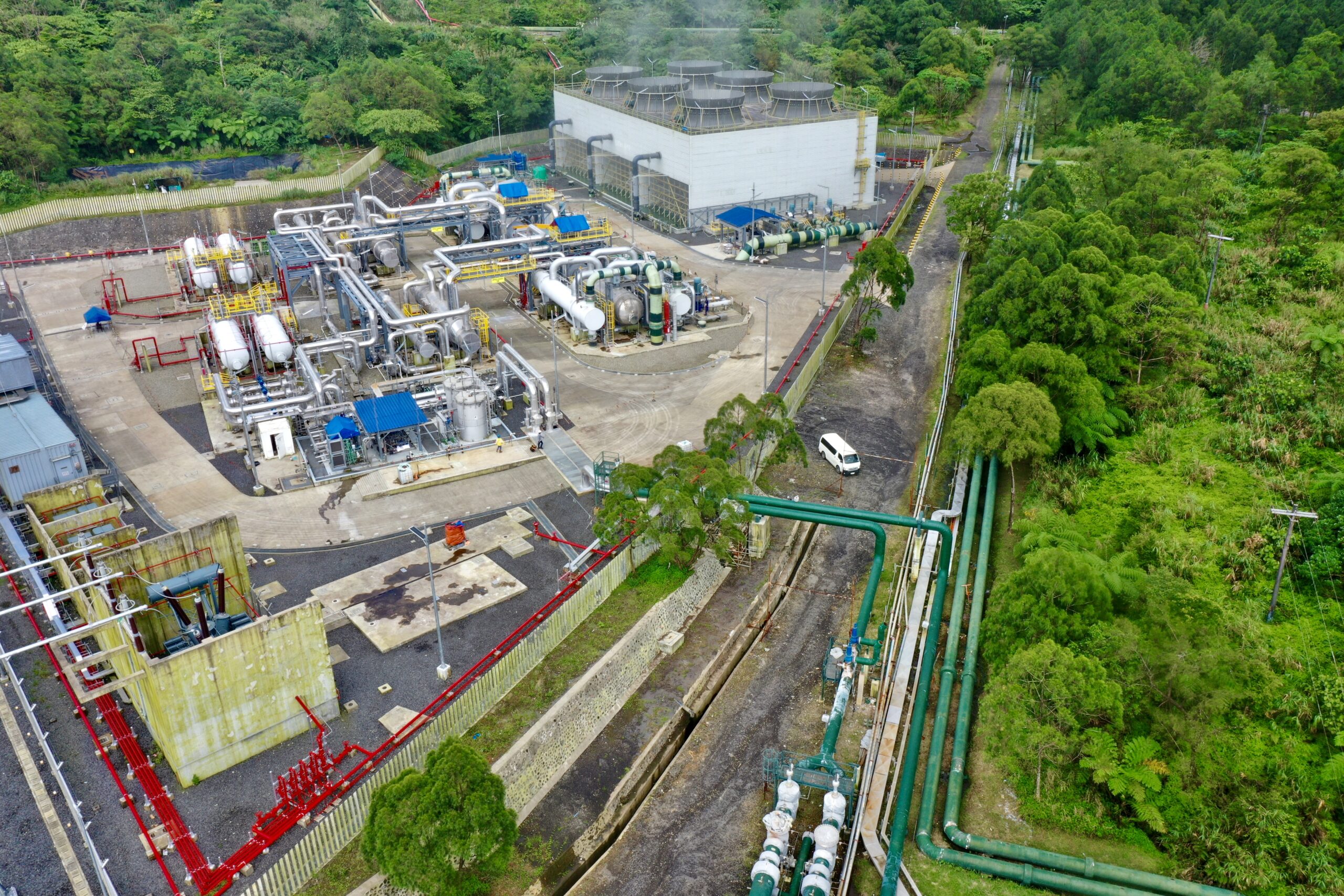 EDC inaugurates 28.9-MW Palayan Bayan binary geothermal power plant ...