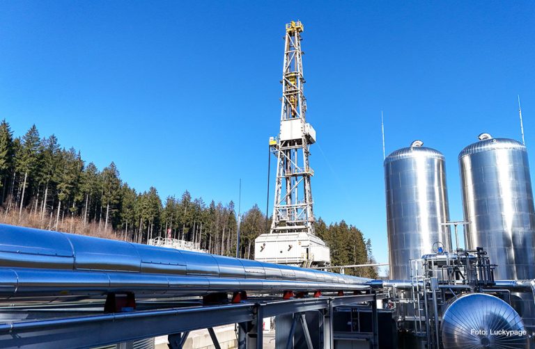 Eavor Technologies: Charting a way forward for closed-loop geothermal ...