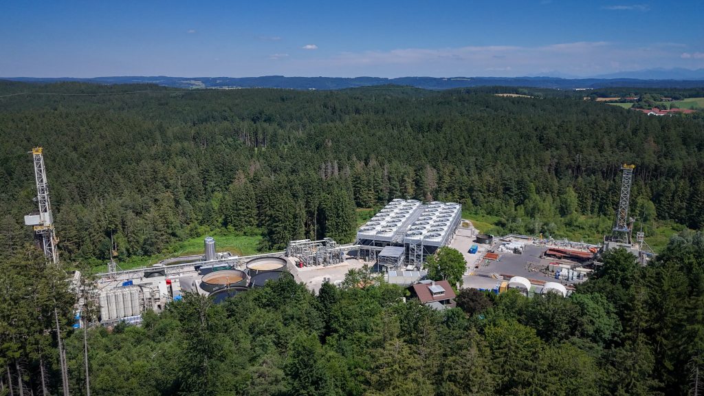 Eavor Technologies: Charting a way forward for closed-loop geothermal ...